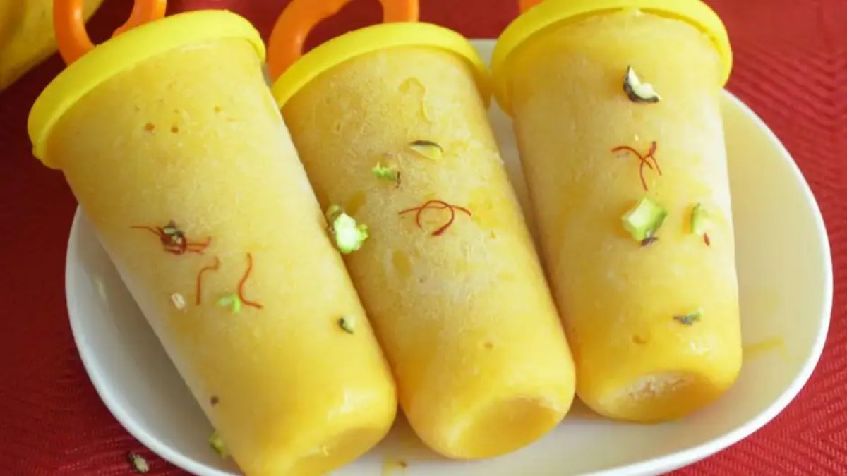 गर्मियों में घर पर बनाएं टेस्टी मैंगो पिस्ता कुल्फी, जानें आसान रेसिपी ...